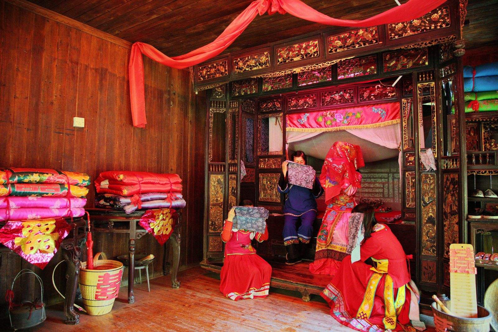 Tujia Ethnic Crying Marriage - Zhangjiajie Travel Club